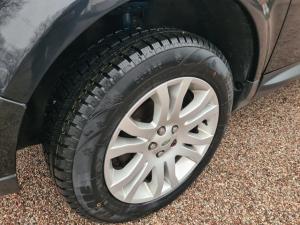 Melns Land Rover Freelander 2007 Rīga, ar dzinēja tilpumu 2.20 L un nobraukumu 321 tūkst. km par 4490 €, foto 26 vietnē AUTOMOTO.COM.LV