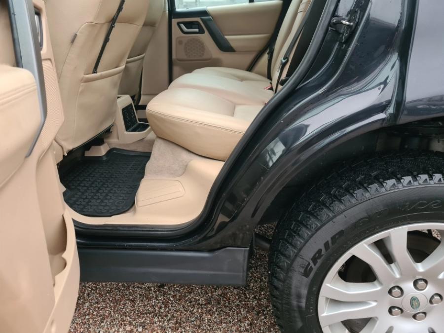 Melns Land Rover Freelander 2007 Rīga, ar dzinēja tilpumu 2.20 L un nobraukumu 321 tūkst. km par 4490 €, foto 28 vietnē AUTOMOTO.COM.LV