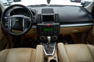 Melns Land Rover Freelander 2007 Rīga, ar dzinēja tilpumu 2.20 L un nobraukumu 321 tūkst. km par 4490 €, foto 29 vietnē AUTOMOTO.COM.LV