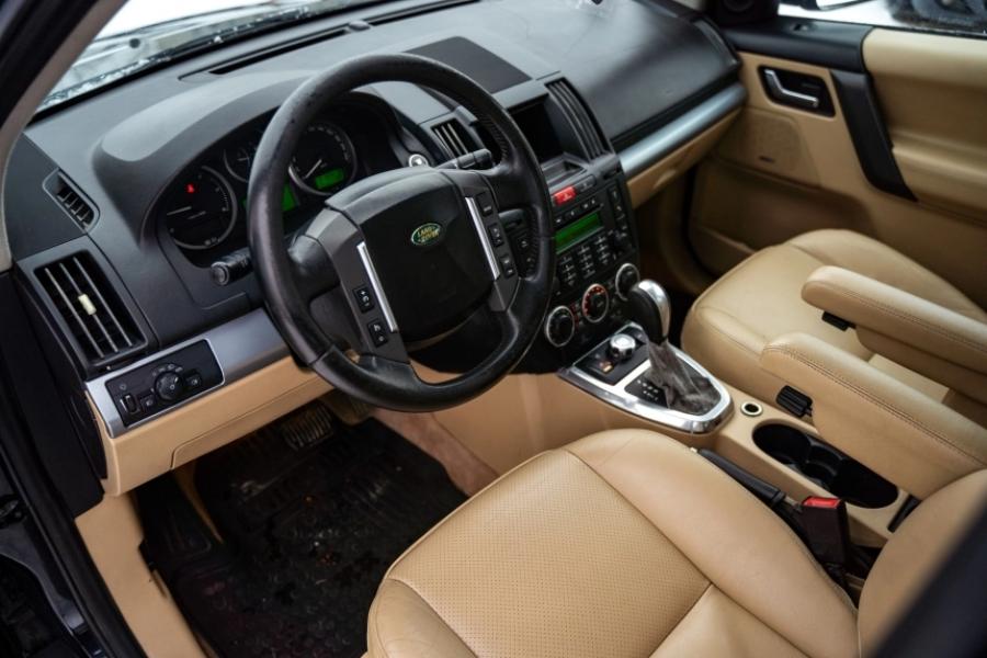Melns Land Rover Freelander 2007 Rīga, ar dzinēja tilpumu 2.20 L un nobraukumu 321 tūkst. km par 4490 €, foto 38 vietnē AUTOMOTO.COM.LV