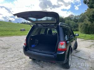 Black Land Rover Freelander 2007 in Aizkraukle, with an engine capacity of 2.20 L and mileage of 350 thousand km for 3800 €, photo 5 on AUTOMOTO.COM.LV