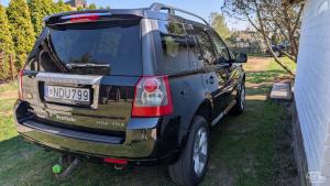 Black Land Rover Freelander 2008 in Kaunas, with an engine capacity of 2.20 L and mileage of 324 thousand km for 3799 €, photo 5 on AUTOMOTO.COM.LV