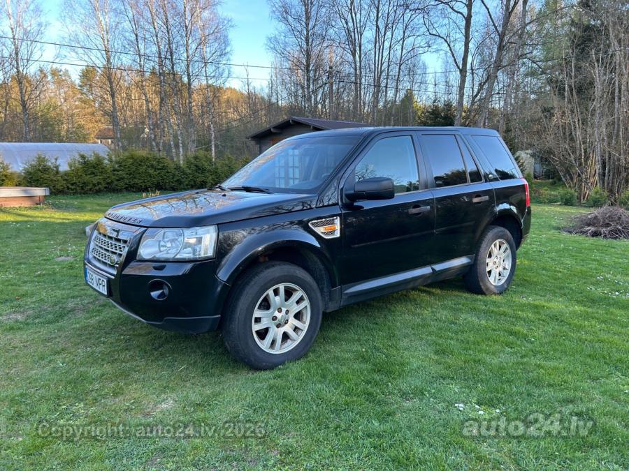 Black Land Rover Freelander 2008 in Tartu, with an engine capacity of 2.20 L and mileage of 223 thousand km for 4500 €, photo 7 on AUTOMOTO.COM.LV