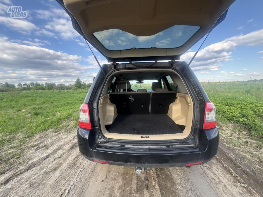 Black Land Rover Freelander 2008 in Vilnius, with an engine capacity of 2.20 L and mileage of 235 thousand km for 2900 €, photo 9 on AUTOMOTO.COM.LV