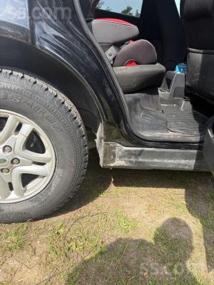 Melns Land Rover Freelander 2008 Cēsis, ar dzinēja tilpumu 2.20 L un nobraukumu 303 tūkst. km par 3800 €, foto 3 vietnē AUTOMOTO.COM.LV