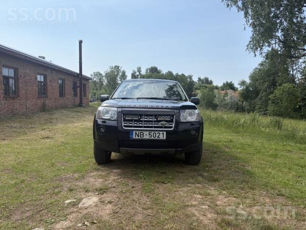 Melns Land Rover Freelander 2008 Cēsis, ar dzinēja tilpumu 2.20 L un nobraukumu 303 tūkst. km par 3800 €, foto 5 vietnē AUTOMOTO.COM.LV