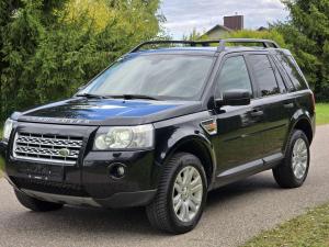Black Land Rover Freelander 2008 in Utena, with an engine capacity of 2.20 L and mileage of 211 thousand km for 3899 €, photo 3 on AUTOMOTO.COM.LV