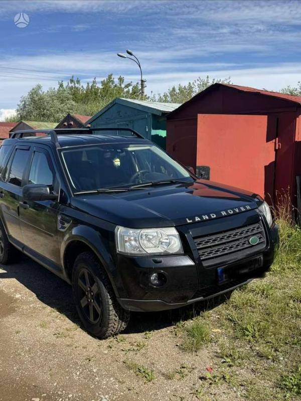 Melns Land Rover Freelander 2009 Klaipėda, ar dzinēja tilpumu 2.18 L un nobraukumu 261 tūkst. km par 3500 €, foto 2 vietnē AUTOMOTO.COM.LV