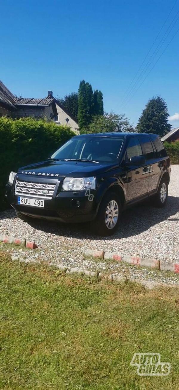 Black Land Rover Freelander 2009 in Gargzdai, with an engine capacity of 2.20 L and mileage of 302 thousand km for 3800 €, photo 1 on AUTOMOTO.COM.LV