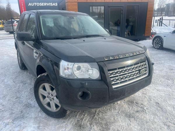 Black Land Rover Freelander 2010 in Kaunas, with an engine capacity of 2.18 L and mileage of 325 thousand km for 3950 €, photo 1 on AUTOMOTO.COM.LV