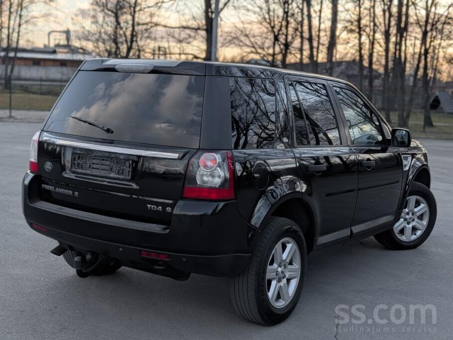 Melns Land Rover Freelander 2010 Jūrmala, ar dzinēja tilpumu 2.20 L un nobraukumu 0 tūkst. km par 3950 €, foto 4 vietnē AUTOMOTO.COM.LV
