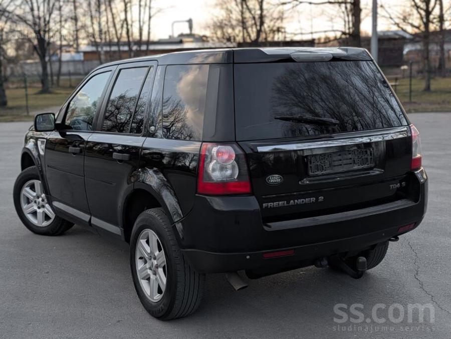 Melns Land Rover Freelander 2010 Jūrmala, ar dzinēja tilpumu 2.20 L un nobraukumu 0 tūkst. km par 3950 €, foto 5 vietnē AUTOMOTO.COM.LV