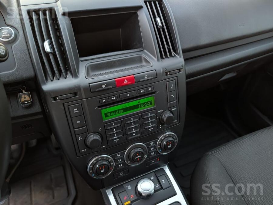 Melns Land Rover Freelander 2010 Jūrmala, ar dzinēja tilpumu 2.20 L un nobraukumu 0 tūkst. km par 3950 €, foto 11 vietnē AUTOMOTO.COM.LV