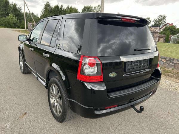 Black Land Rover Freelander 2010 in Panevezys, with an engine capacity of 2.20 L and mileage of 225 thousand km for 5999 €, photo 4 on AUTOMOTO.COM.LV