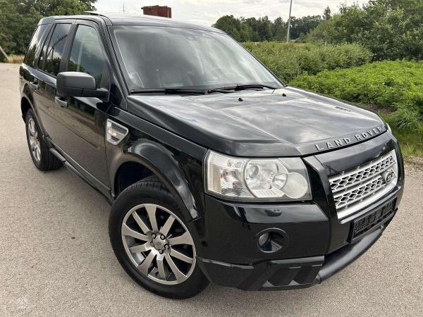 Black Land Rover Freelander 2010 in Panevezys, with an engine capacity of 2.20 L and mileage of 225 thousand km for 5999 €, photo 9 on AUTOMOTO.COM.LV