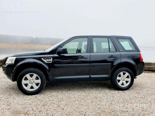 Melns Land Rover Freelander 2011 Rīga, ar dzinēja tilpumu 2.20 L un nobraukumu 246 tūkst. km par 6950 €, foto 2 vietnē AUTOMOTO.COM.LV