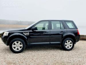 Black Land Rover Freelander 2011 in Riga, with an engine capacity of 2.20 L and mileage of 246 thousand km for 6950 €, photo 2 on AUTOMOTO.COM.LV