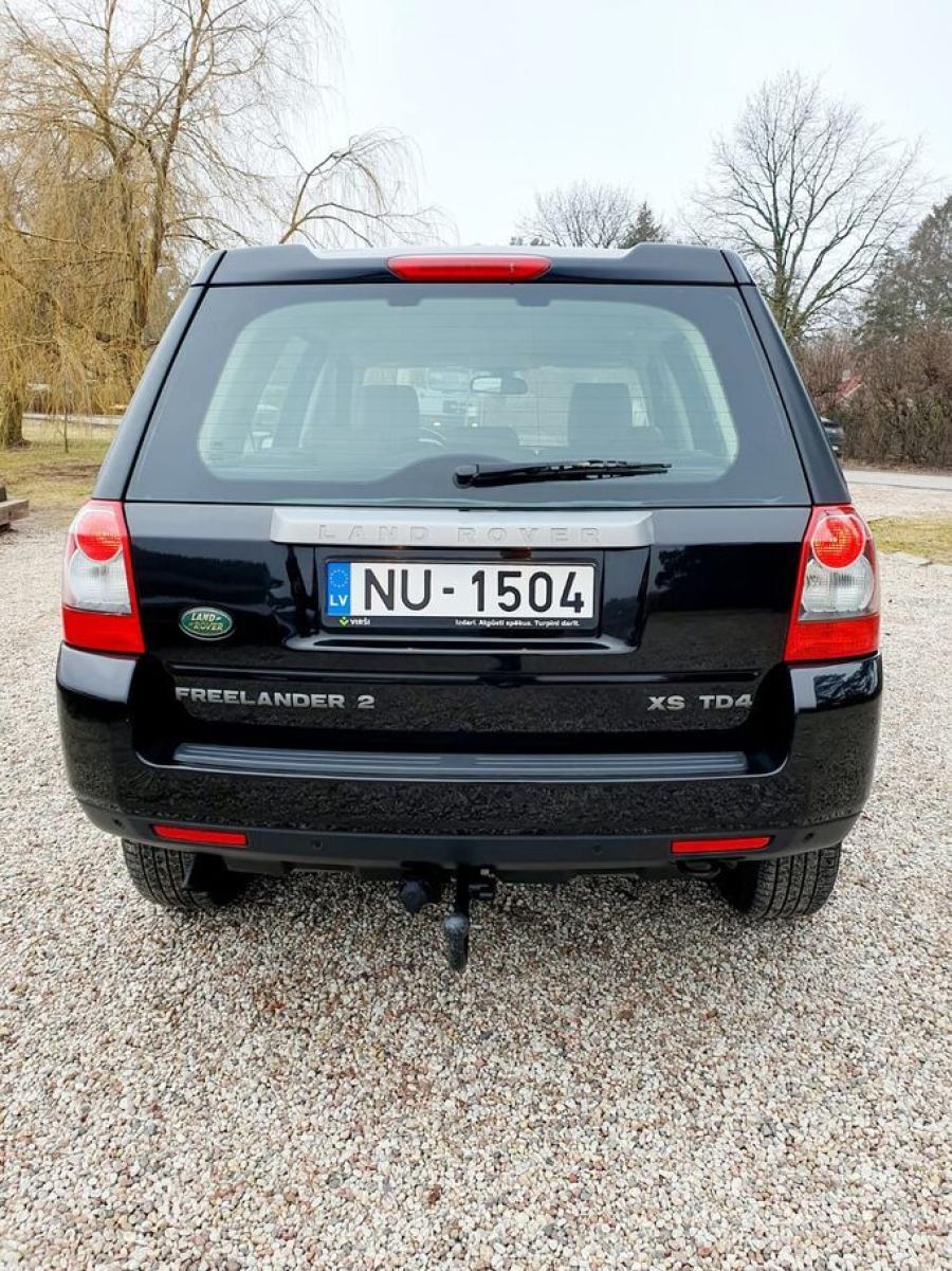 Melns Land Rover Freelander 2011 Rīga, ar dzinēja tilpumu 2.20 L un nobraukumu 254 tūkst. km par 6700 €, foto 13 vietnē AUTOMOTO.COM.LV