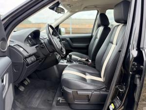 Black Land Rover Freelander 2011 in Riga, with an engine capacity of 2.20 L and mileage of 243 thousand km for 7595 €, photo 10 on AUTOMOTO.COM.LV