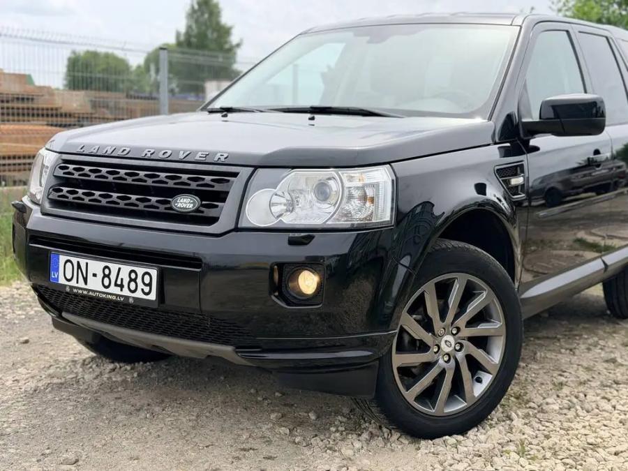 Black Land Rover Freelander 2011 in Riga, with an engine capacity of 2.20 L and mileage of 243 thousand km for 7595 €, photo 22 on AUTOMOTO.COM.LV