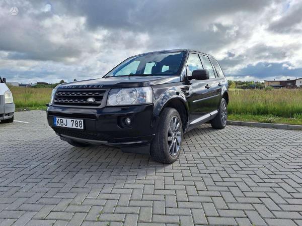 Black Land Rover Freelander 2011 in Klaipeda, with an engine capacity of 2.18 L and mileage of 189 thousand km for 5500 €, photo 2 on AUTOMOTO.COM.LV
