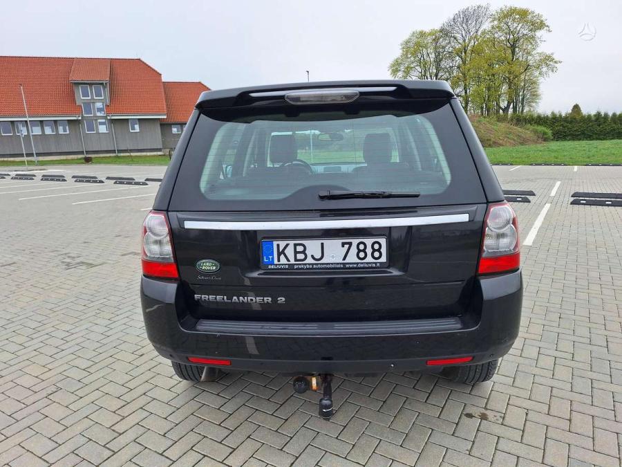 Black Land Rover Freelander 2011 in Klaipeda, with an engine capacity of 2.18 L and mileage of 189 thousand km for 5500 €, photo 7 on AUTOMOTO.COM.LV