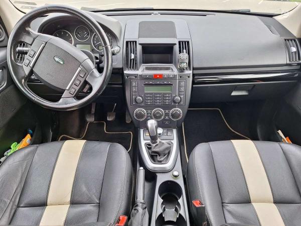Black Land Rover Freelander 2011 in Klaipeda, with an engine capacity of 2.18 L and mileage of 189 thousand km for 5500 €, photo 7 on AUTOMOTO.COM.LV