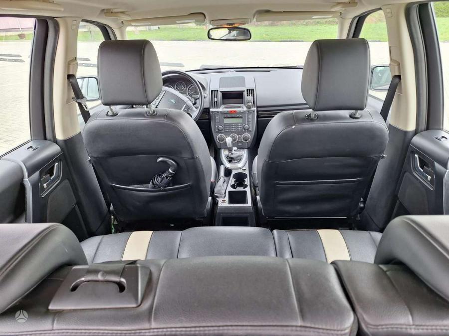 Black Land Rover Freelander 2011 in Klaipeda, with an engine capacity of 2.18 L and mileage of 189 thousand km for 5500 €, photo 11 on AUTOMOTO.COM.LV