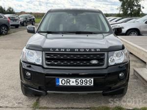Black Land Rover Freelander 2011 in Riga, with an engine capacity of 2.20 L and mileage of 208 thousand km for 5990 €, photo 3 on AUTOMOTO.COM.LV