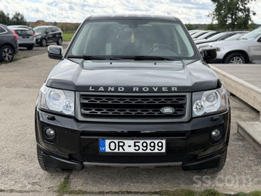 Black Land Rover Freelander 2011 in Riga, with an engine capacity of 2.20 L and mileage of 208 thousand km for 5990 €, photo 3 on AUTOMOTO.COM.LV