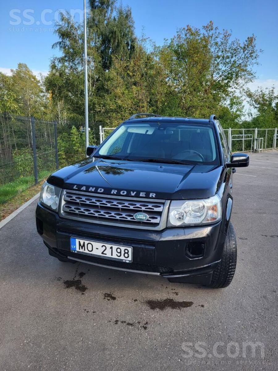 Melns Land Rover Freelander 2011 Daugavpils, ar dzinēja tilpumu 2.20 L un nobraukumu 315 tūkst. km par 5500 €, foto 3 vietnē AUTOMOTO.COM.LV