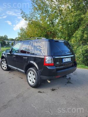 Melns Land Rover Freelander 2011 Daugavpils, ar dzinēja tilpumu 2.20 L un nobraukumu 315 tūkst. km par 5500 €, foto 5 vietnē AUTOMOTO.COM.LV