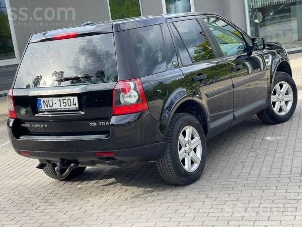 Melns Land Rover Freelander 2011 Rīga, ar dzinēja tilpumu 2.20 L un nobraukumu 256 tūkst. km par 6200 €, foto 4 vietnē AUTOMOTO.COM.LV