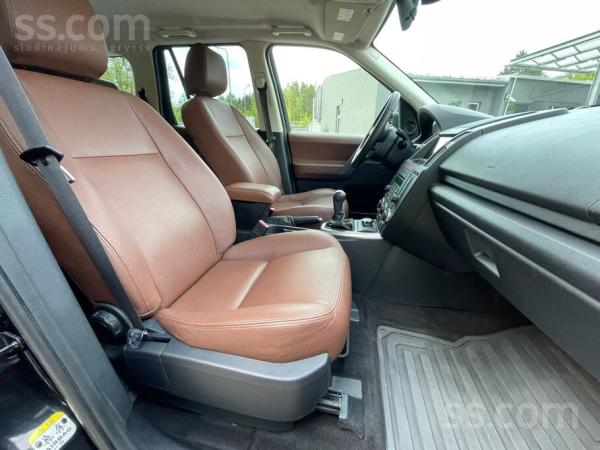 Melns Land Rover Freelander 2011 Rīga, ar dzinēja tilpumu 2.20 L un nobraukumu 256 tūkst. km par 6200 €, foto 6 vietnē AUTOMOTO.COM.LV