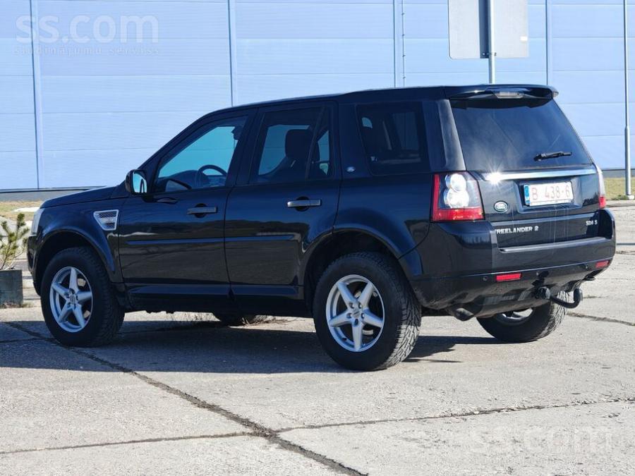 Melns Land Rover Freelander 2012 Rīga, ar dzinēja tilpumu 2.20 L un nobraukumu 293 tūkst. km par 6990 €, foto 6 vietnē AUTOMOTO.COM.LV