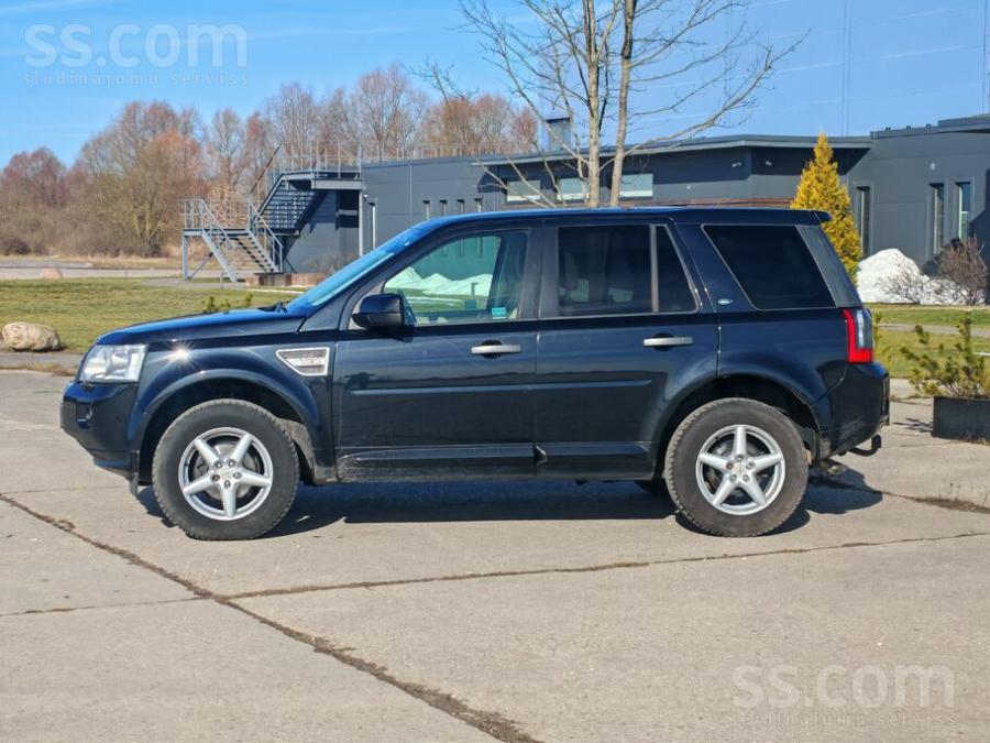 Melns Land Rover Freelander 2012 Rīga, ar dzinēja tilpumu 2.20 L un nobraukumu 293 tūkst. km par 6990 €, foto 9 vietnē AUTOMOTO.COM.LV