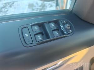 Melns Land Rover Freelander 2012 Rīga, ar dzinēja tilpumu 2.20 L un nobraukumu 293 tūkst. km par 6990 €, foto 14 vietnē AUTOMOTO.COM.LV