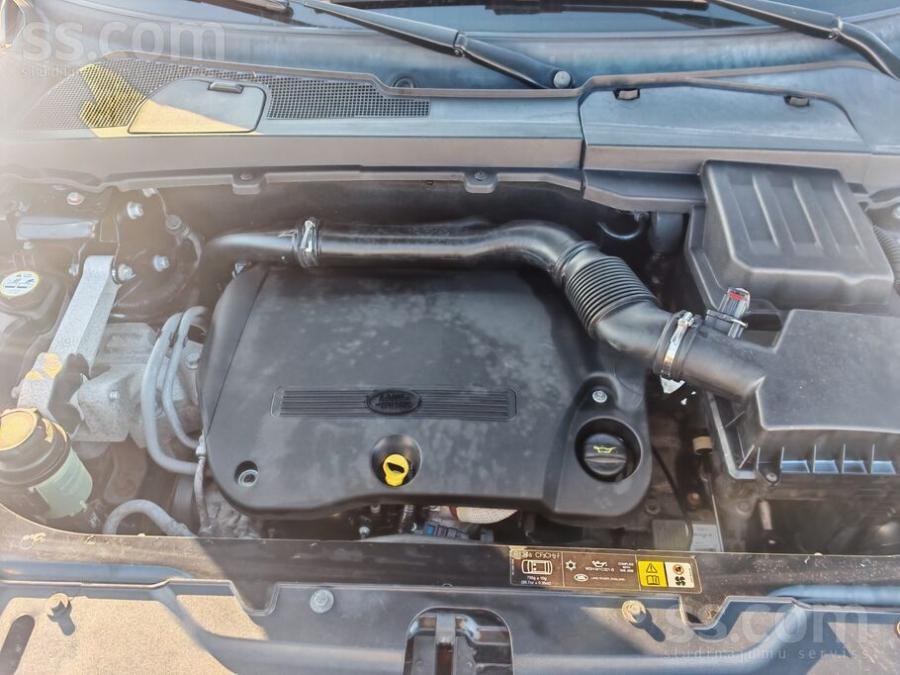 Melns Land Rover Freelander 2012 Rīga, ar dzinēja tilpumu 2.20 L un nobraukumu 293 tūkst. km par 6990 €, foto 24 vietnē AUTOMOTO.COM.LV