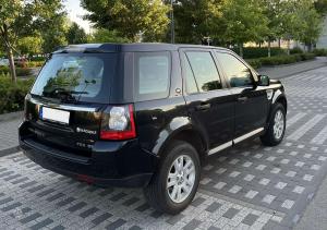 Melns Land Rover Freelander 2012 Viļņa, ar dzinēja tilpumu 2.20 L un nobraukumu 179 tūkst. km par 7500 €, foto 6 vietnē AUTOMOTO.COM.LV