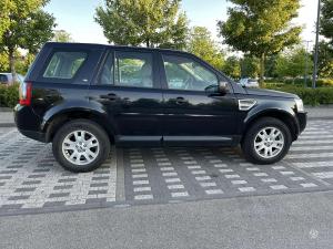Melns Land Rover Freelander 2012 Viļņa, ar dzinēja tilpumu 2.20 L un nobraukumu 179 tūkst. km par 7500 €, foto 8 vietnē AUTOMOTO.COM.LV