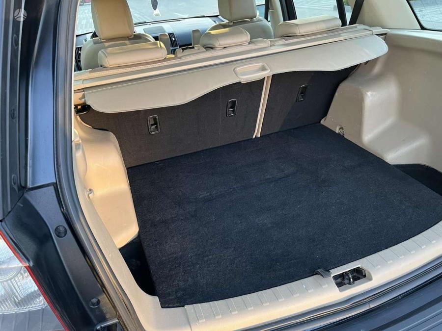 Melns Land Rover Freelander 2012 Viļņa, ar dzinēja tilpumu 2.20 L un nobraukumu 179 tūkst. km par 7500 €, foto 15 vietnē AUTOMOTO.COM.LV
