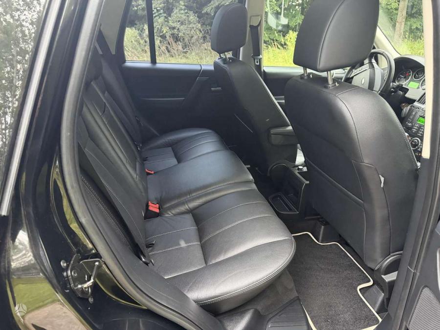 Melns Land Rover Freelander 2012 Utena, ar dzinēja tilpumu 2.18 L un nobraukumu 239 tūkst. km par 4900 €, foto 14 vietnē AUTOMOTO.COM.LV