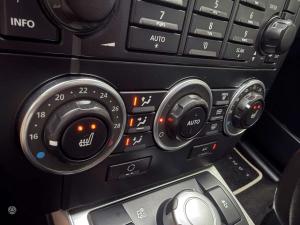 Melns Land Rover Freelander 2012 Utena, ar dzinēja tilpumu 2.18 L un nobraukumu 239 tūkst. km par 4900 €, foto 16 vietnē AUTOMOTO.COM.LV