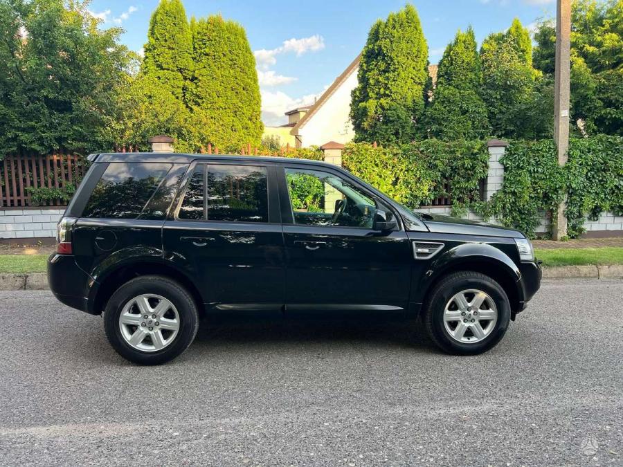 Melns Land Rover Freelander 2013 Marijampole, ar dzinēja tilpumu 2.20 L un nobraukumu 296 tūkst. km par 7300 €, foto 6 vietnē AUTOMOTO.COM.LV