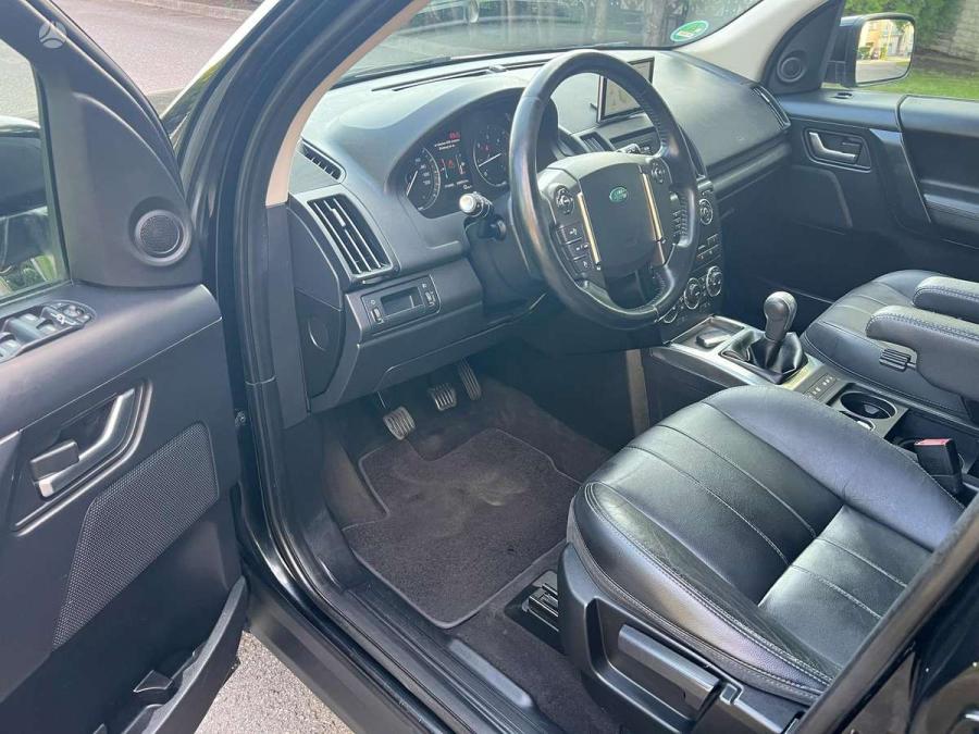 Melns Land Rover Freelander 2013 Marijampole, ar dzinēja tilpumu 2.20 L un nobraukumu 296 tūkst. km par 7300 €, foto 10 vietnē AUTOMOTO.COM.LV