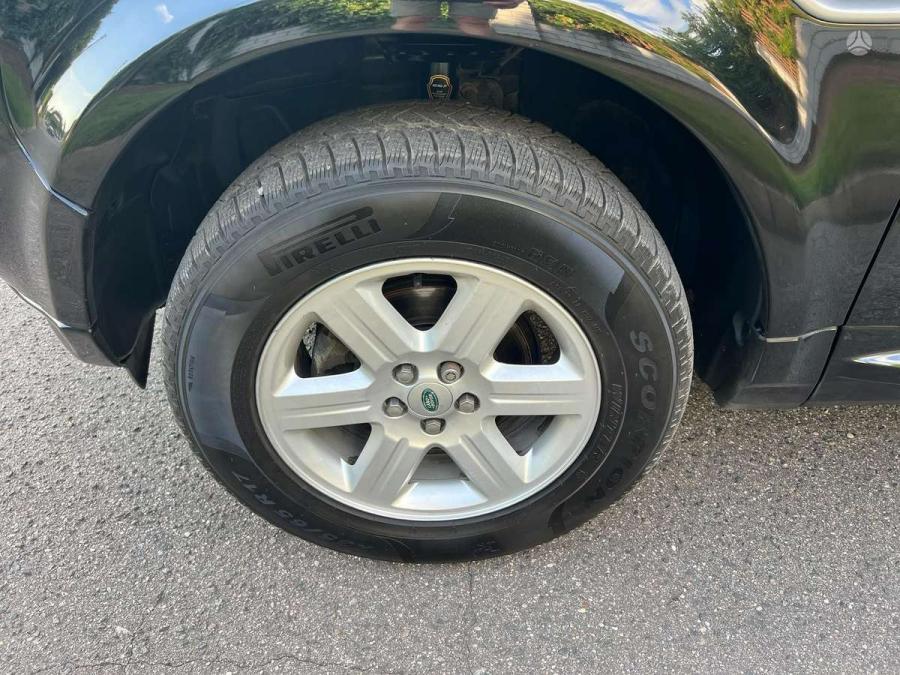 Melns Land Rover Freelander 2013 Marijampole, ar dzinēja tilpumu 2.20 L un nobraukumu 296 tūkst. km par 7300 €, foto 15 vietnē AUTOMOTO.COM.LV