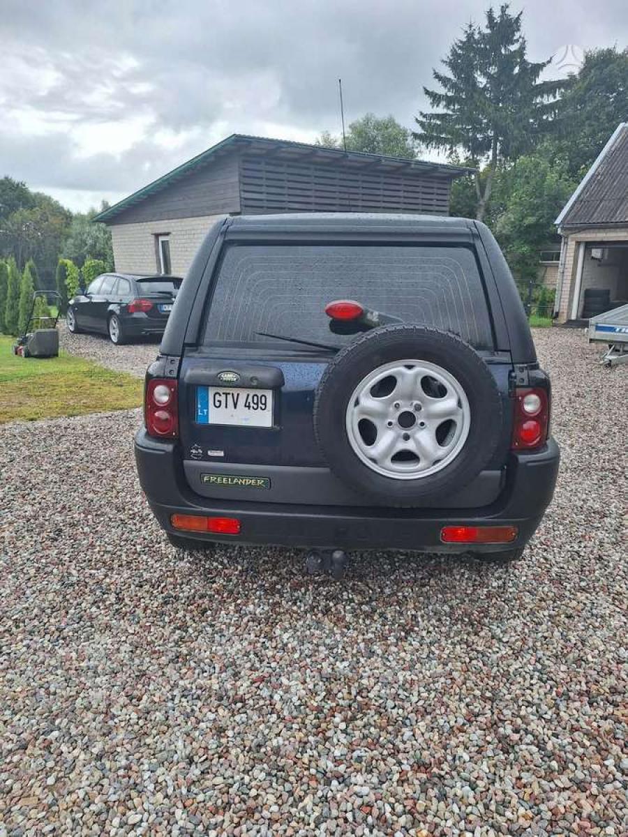 Black Land Rover Freelander 2000 in Jurbarkas, with an engine capacity of 1.80 L and mileage of 206 thousand km for 1650 €, photo 5 on AUTOMOTO.COM.LV