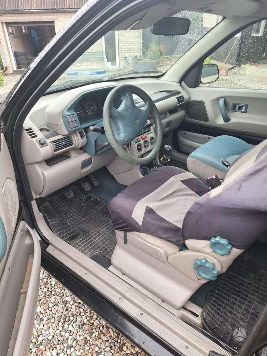 Black Land Rover Freelander 2000 in Jurbarkas, with an engine capacity of 1.80 L and mileage of 206 thousand km for 1650 €, photo 10 on AUTOMOTO.COM.LV