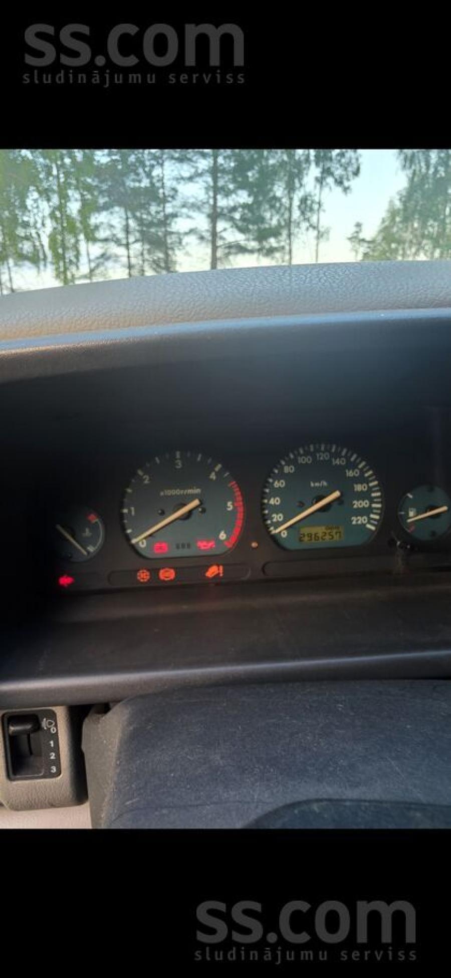 Zils Land Rover Freelander 1999 Kuldīga, ar dzinēja tilpumu 2.00 L un nobraukumu 296 tūkst. km par 1500 €, foto 3 vietnē AUTOMOTO.COM.LV