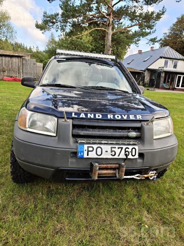 Blue Land Rover Freelander 2000 in Liepaja, with an engine capacity of 2.00 L and mileage of 380 thousand km for 1500 €, photo 3 on AUTOMOTO.COM.LV